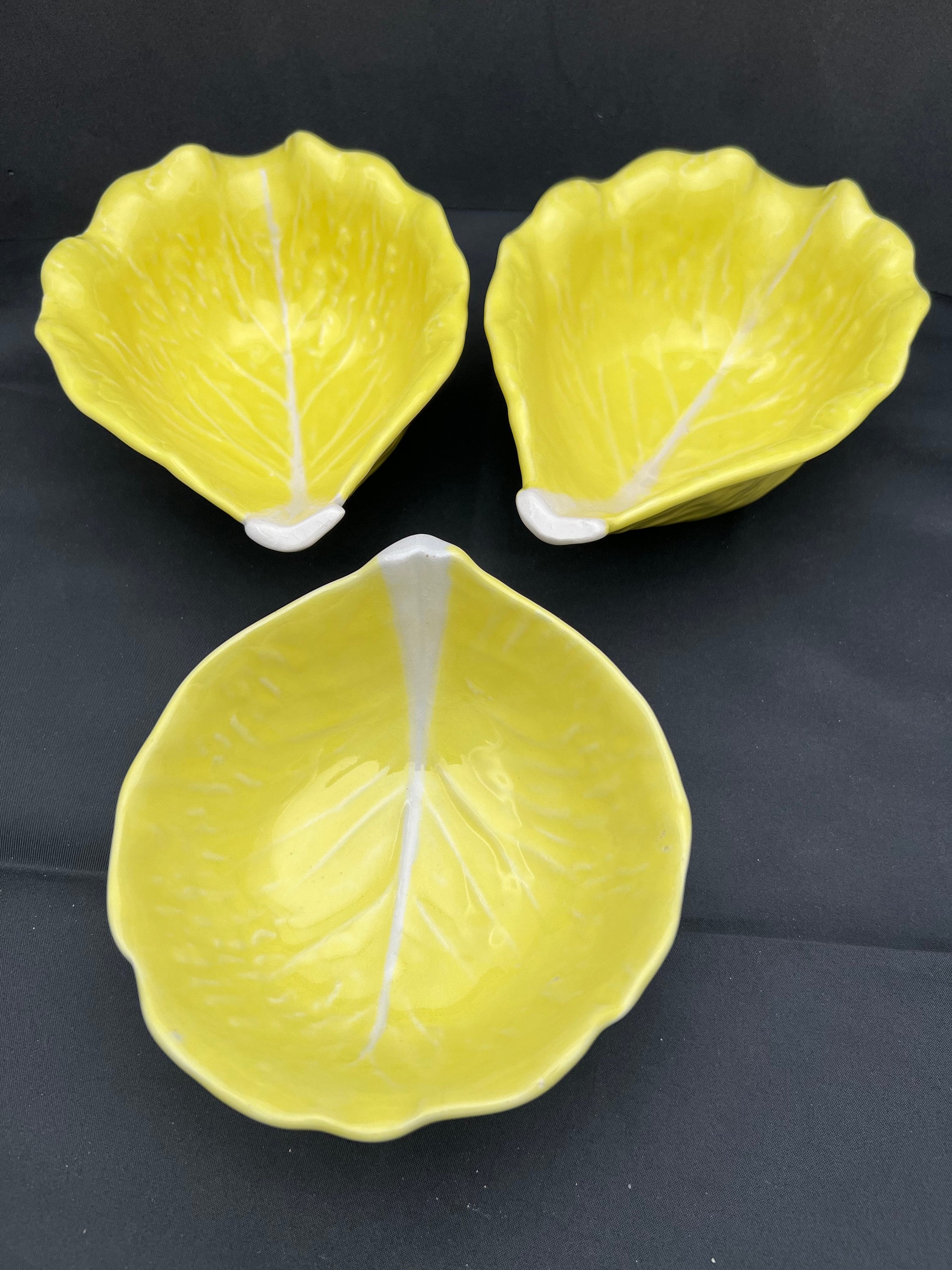 Vintage Canary Yellow Cabbage Leaf Pattern Bowls set of 3 by Selca of ...