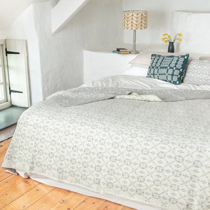 Woollen 'niwl / Mist' Blanket Welsh Llandeilo - Etsy UK