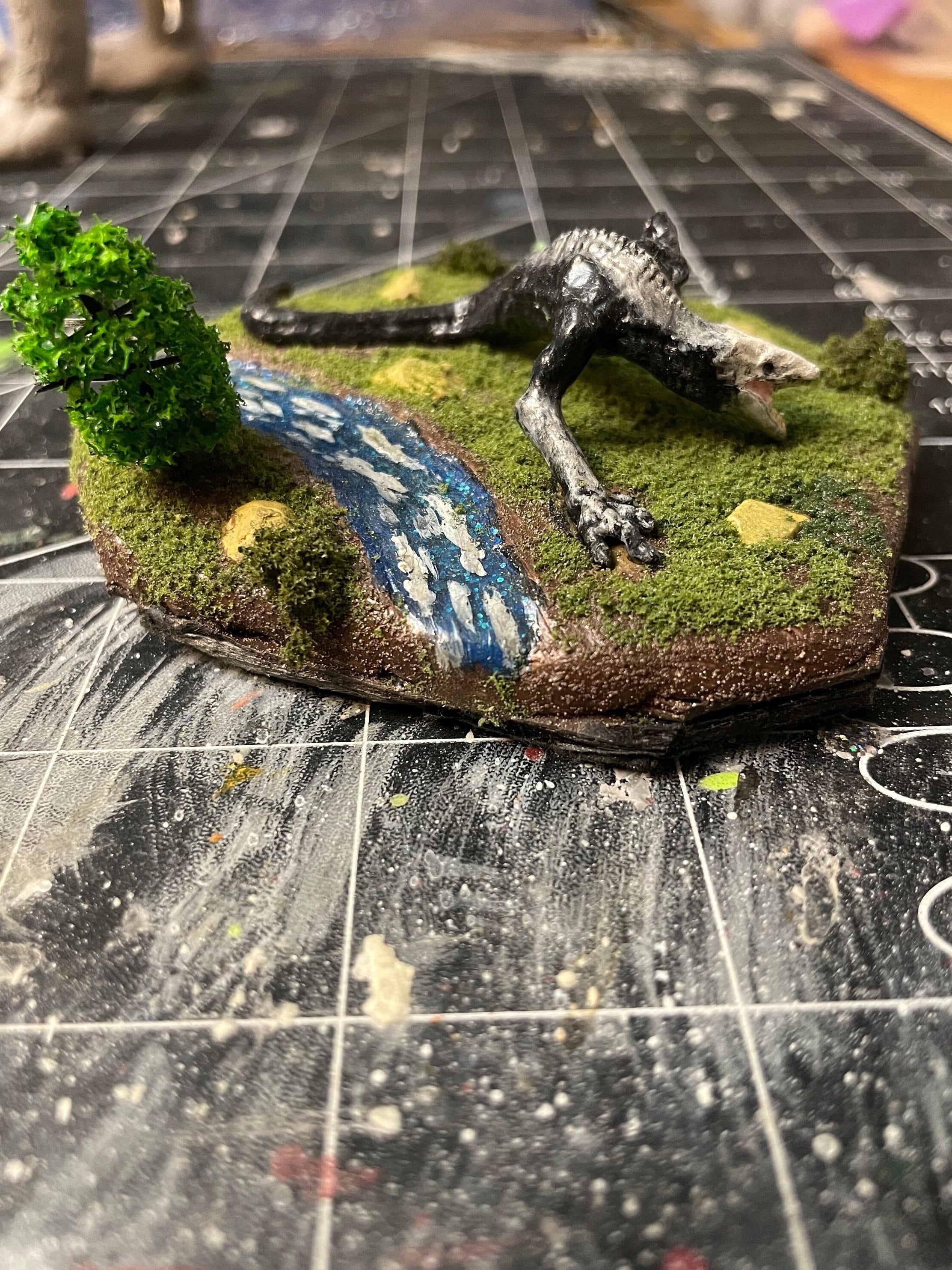 Small Skullcrawler Repaint & Diorama - Etsy