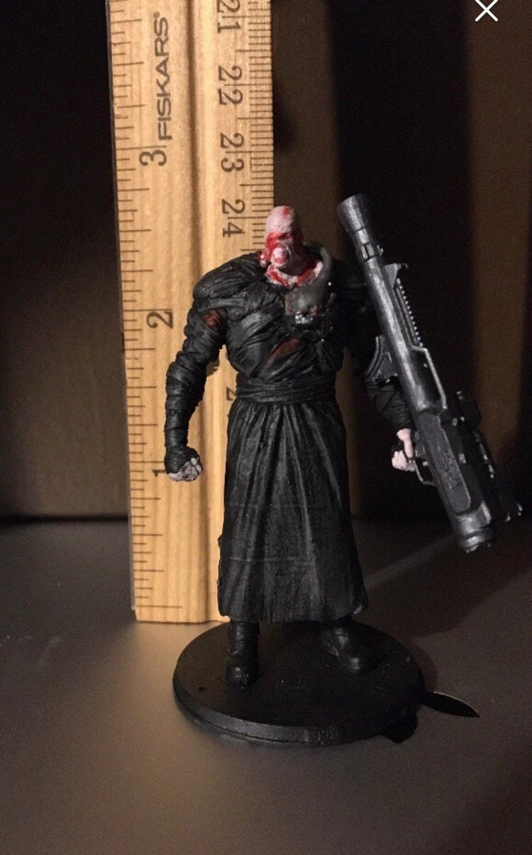 Resident Evil Nemesis Miniature - Etsy