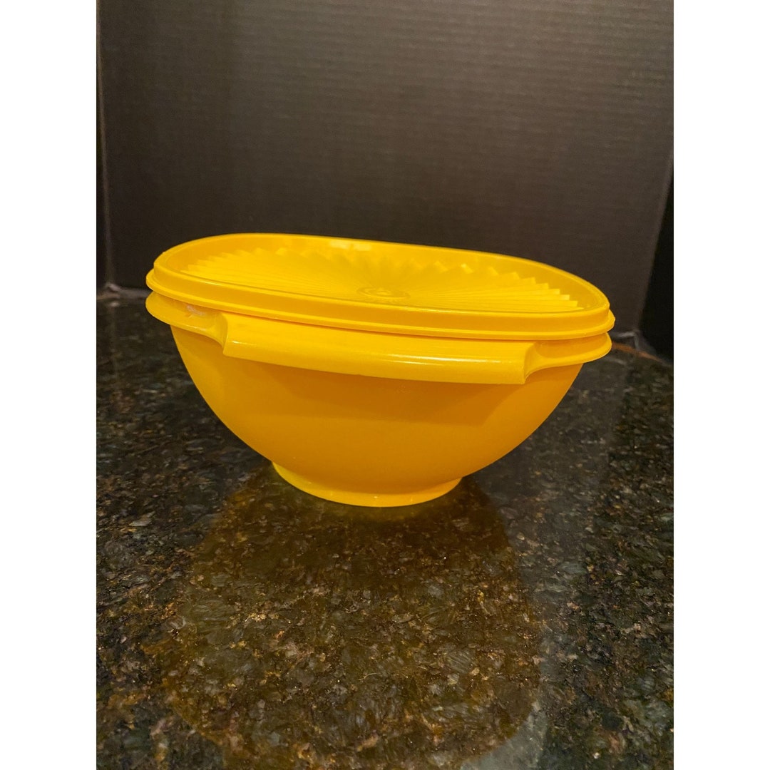 Tupperware Servalier Yellow Mustard 836-2 Bowl With Lid , USA, Vintage ...