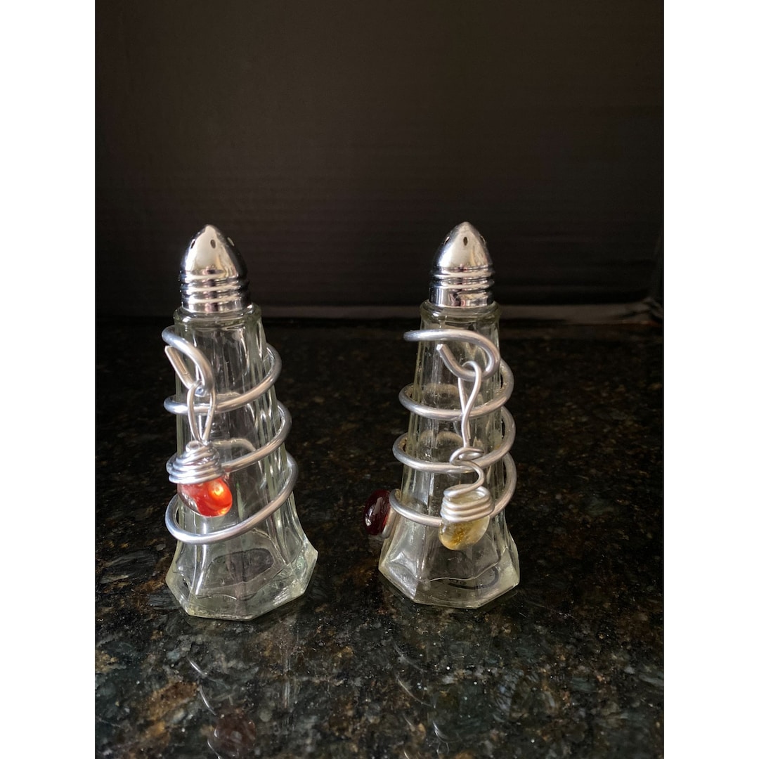Dary Rees Colored Stone Wire Salt and Pepper Shakers - Etsy