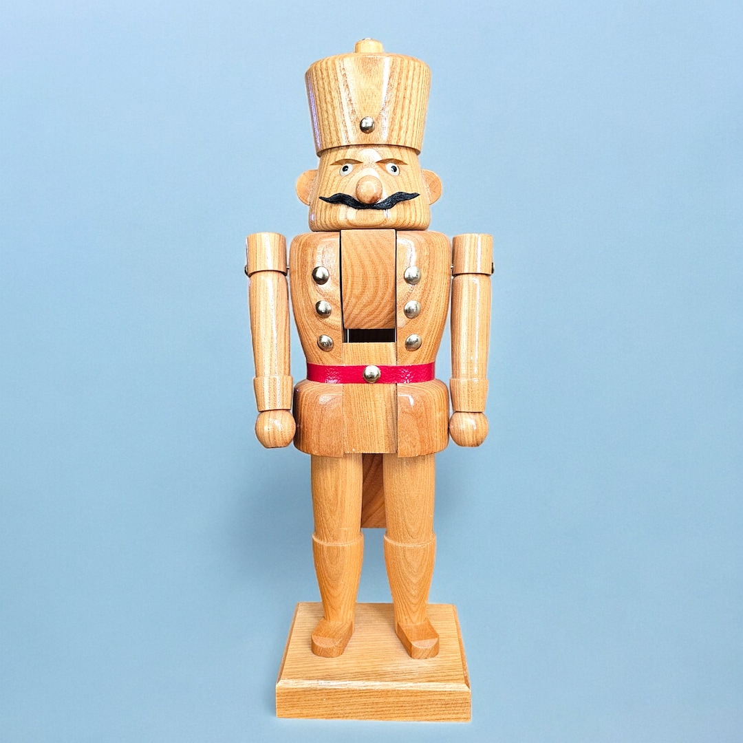 Vintage Natural Wood Grain Nutcracker Figurine Handmade in Erzgebirge ...