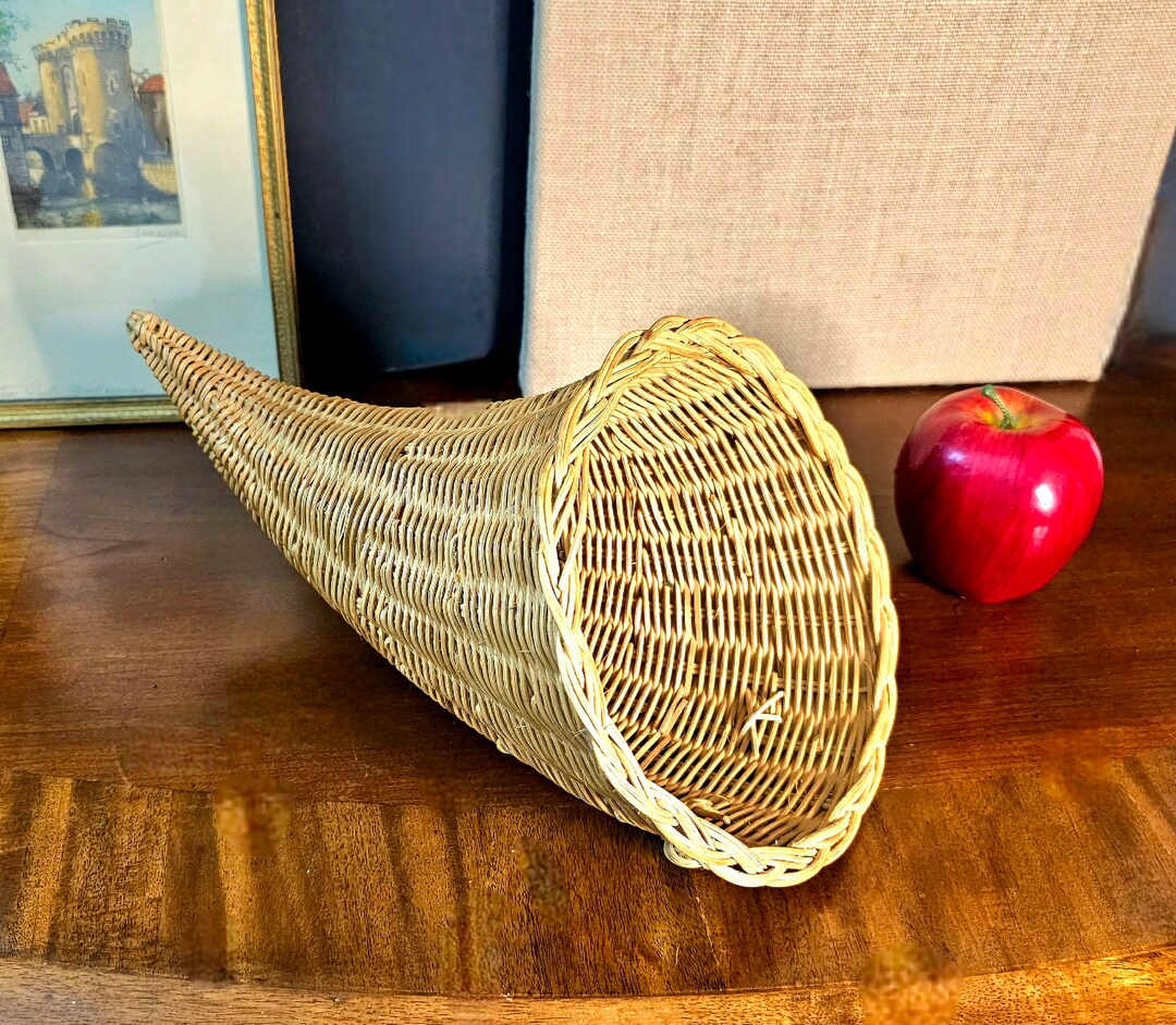 Vintage 12.5 Horn O' Plenty Natural Light Woven - Etsy