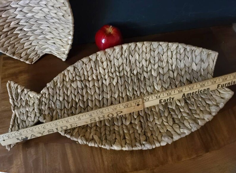 SET OF 2 Woven Fish Platter Baskets Mid Century Fish Trays Vintage ...
