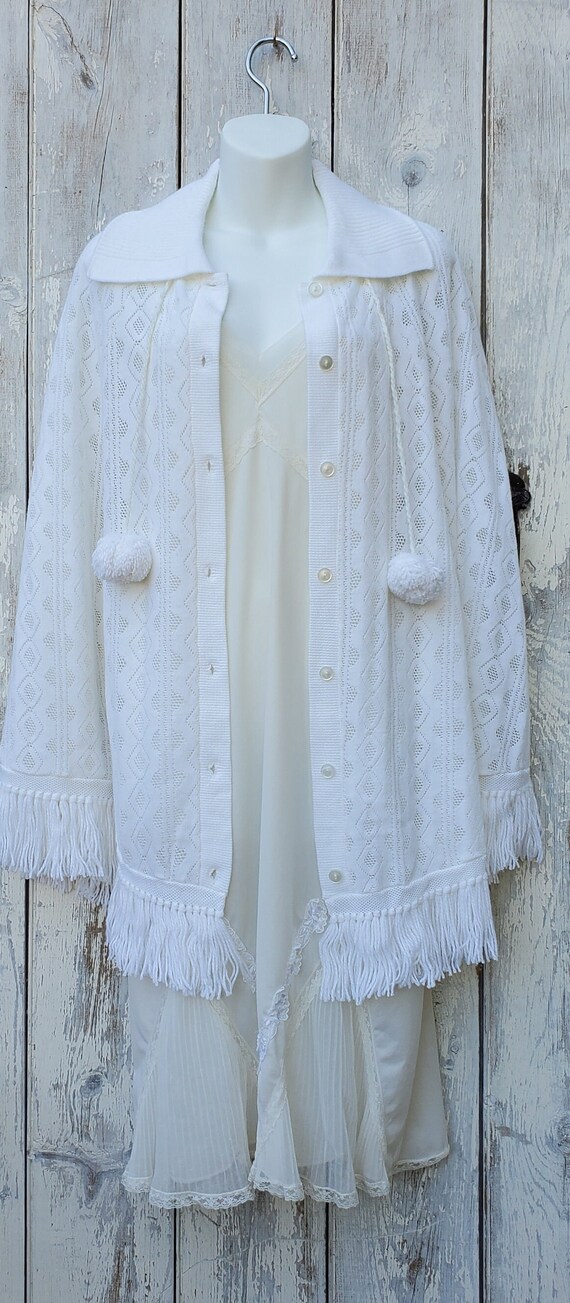 1970s Fab Pointelle Poncho. Small to Large - Gem