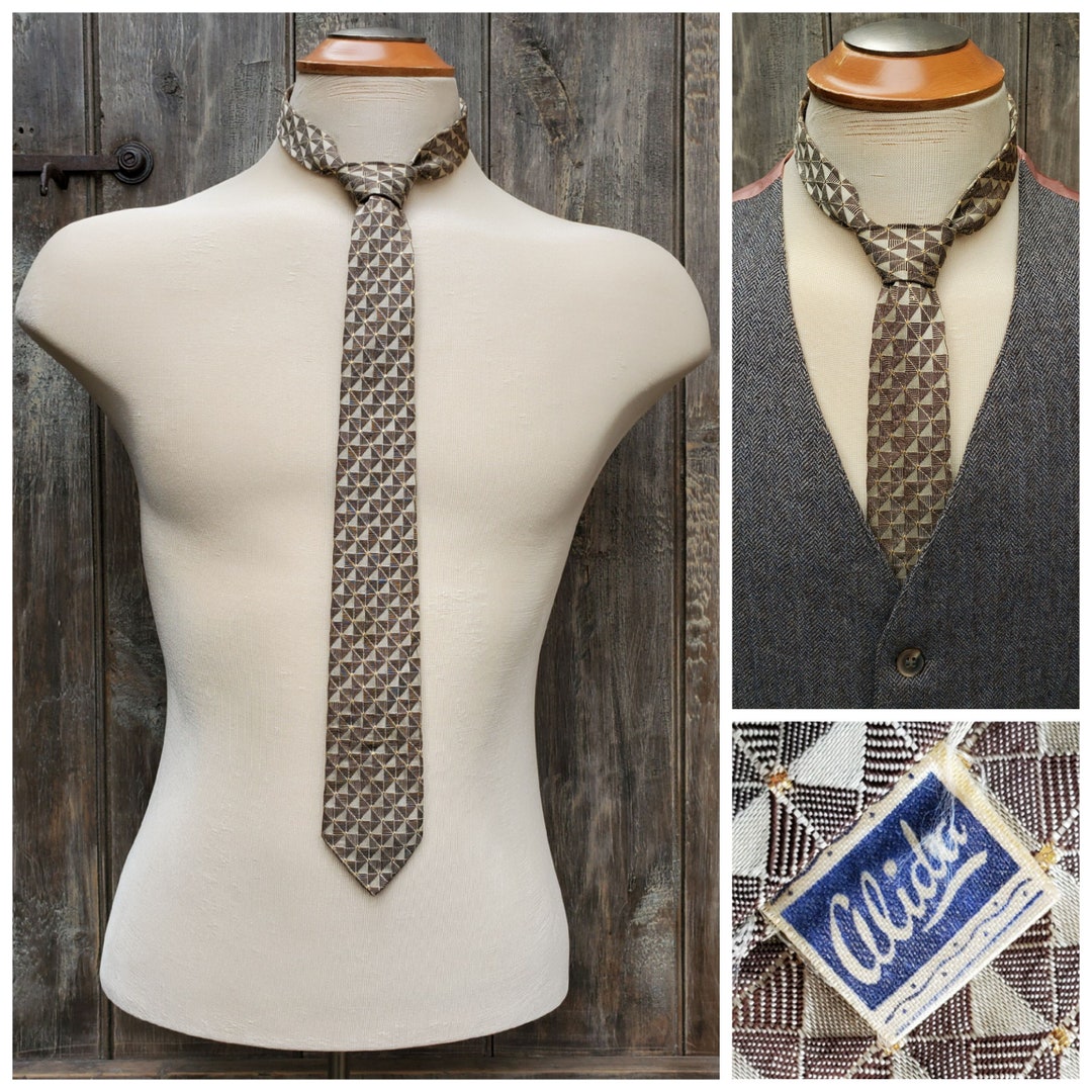 Ethereal Vintage Metallic Optical Necktie by "alida" - Etsy