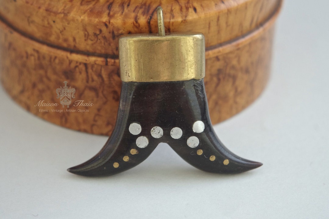 HIPPIE TALISMAN Vintage India, Dark Brown, Inlayed Horn, Double "claw ...