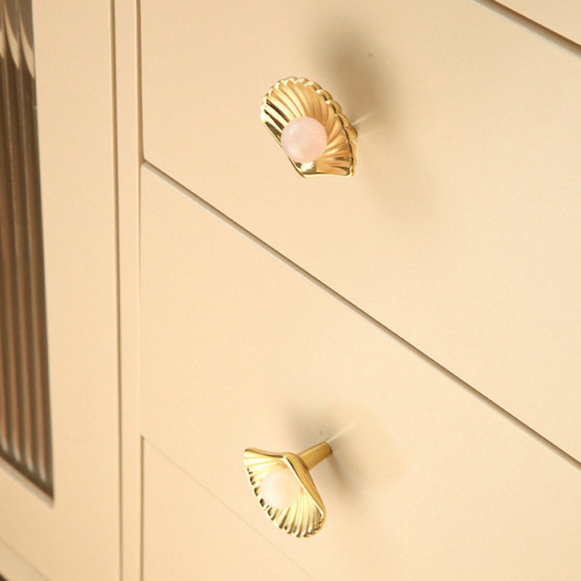 Brass Shell Crystal Drawer Handles, Dressers, Cabinets, Wardrobes ...