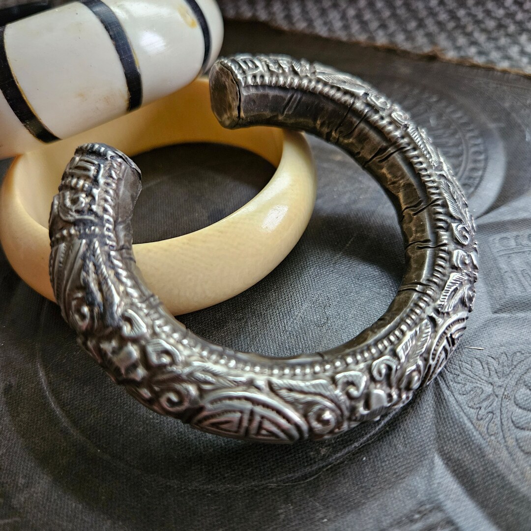 Bangles, Bone and Silver- Recycle, Jewelry Parts- DIY De-stash - Etsy
