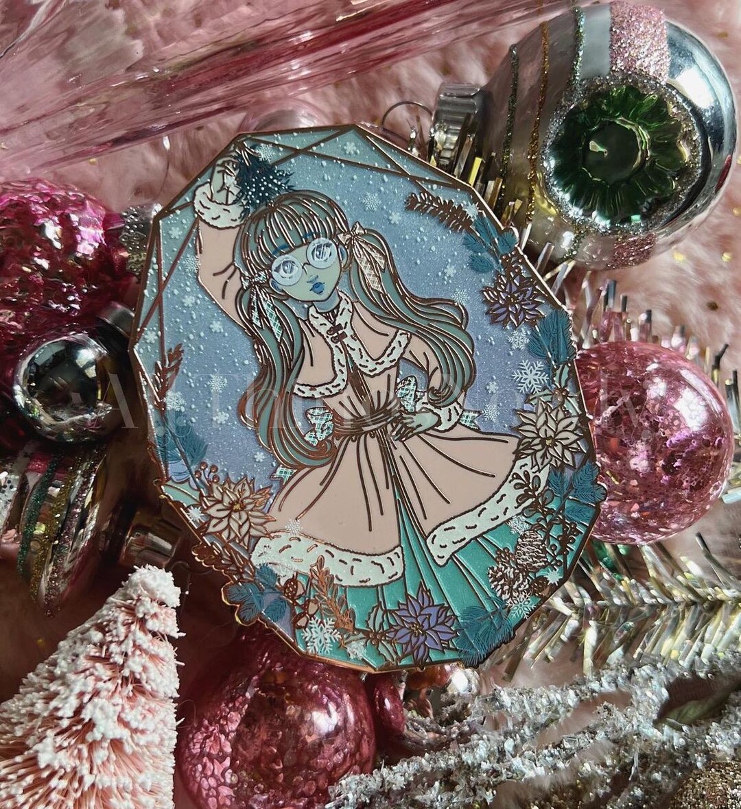 Gloomy Christmas Ghost - Etsy