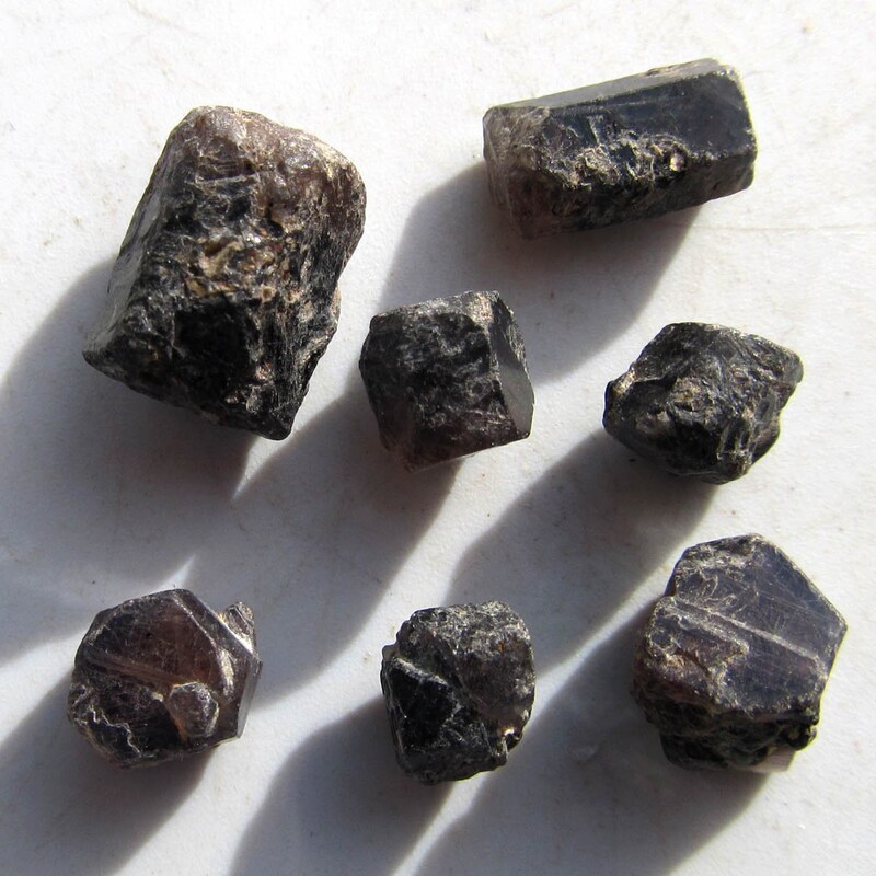 Madagaskar roh saphir - Etsy.de