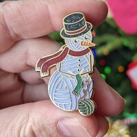 Holiday Mini Pins – Christmas Cutie Pins: a Tree, Candy Cane, Snowman ...