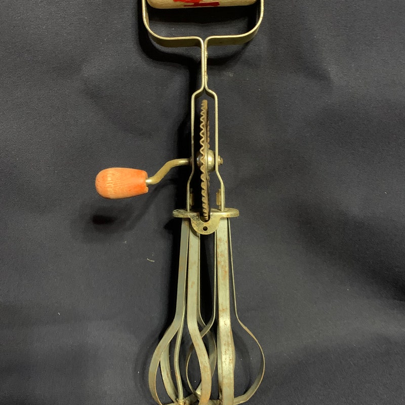 Antique Hand Mixer - Etsy