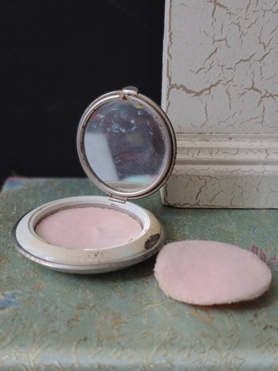 Antique Powder Compact Souvenir Enameled Metal and Ar… - Gem