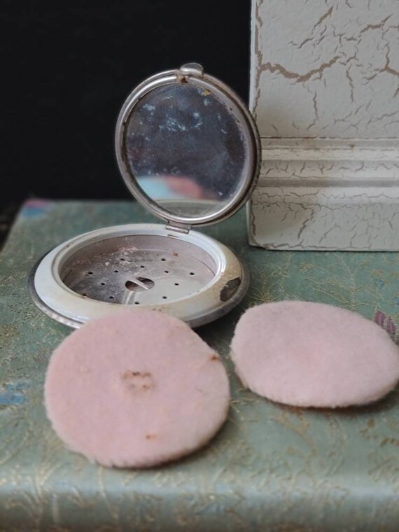 Antique Powder Compact Souvenir Enameled Metal and Ar… - Gem