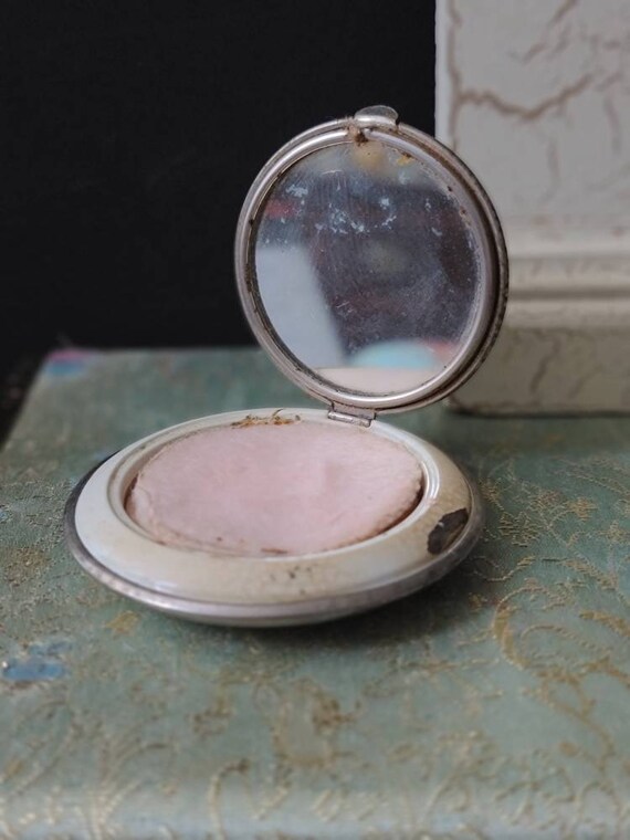 Antique Powder Compact Souvenir Enameled Metal and Ar… - Gem