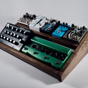 Desktop Pedalboard / Angled Pedalboard / Guitar Pedals Display ...