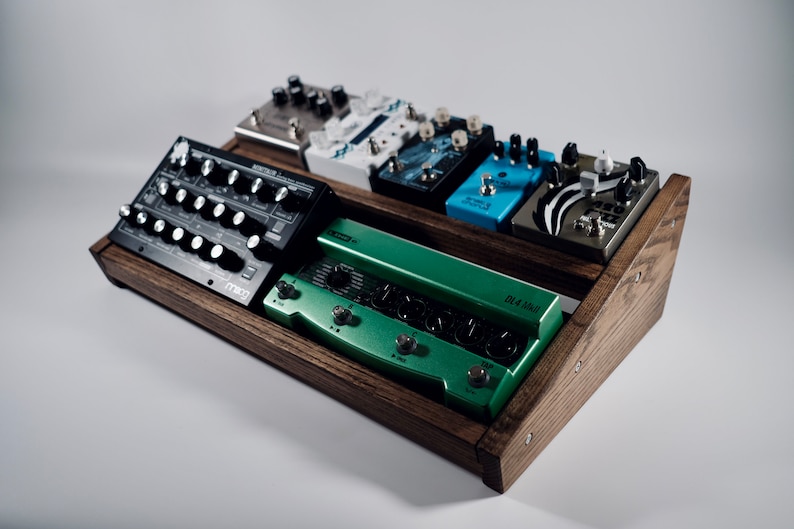 Desktop Pedalboard / Angled Pedalboard / Guitar Pedals Display ...