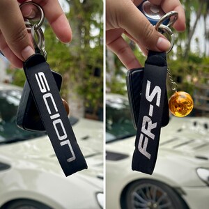 Custom Car Make/model Wrist Keychain/lanyard (30 Colors Available) - Etsy