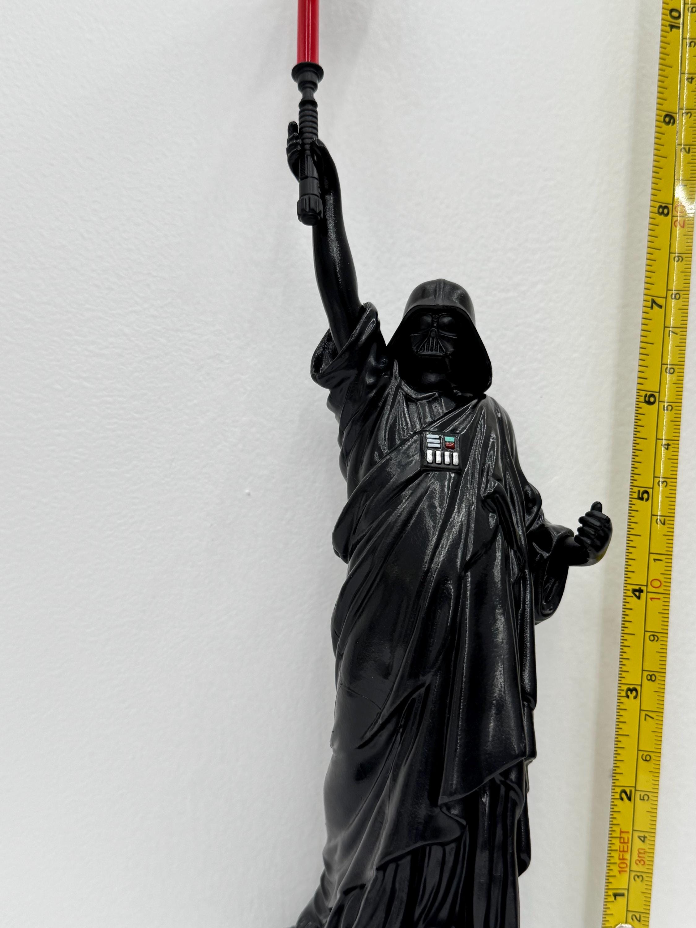 Darth Vader Aquarium Statue: Star Wars Liberty Decor - Etsy
