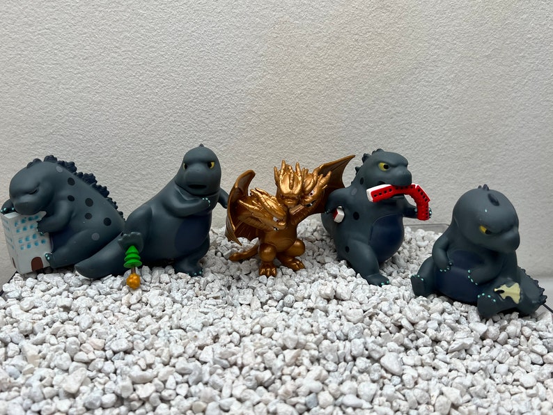 Godzilla Aquarium Decor: Food-safe Kaiju Fish Tank Ornament - Etsy