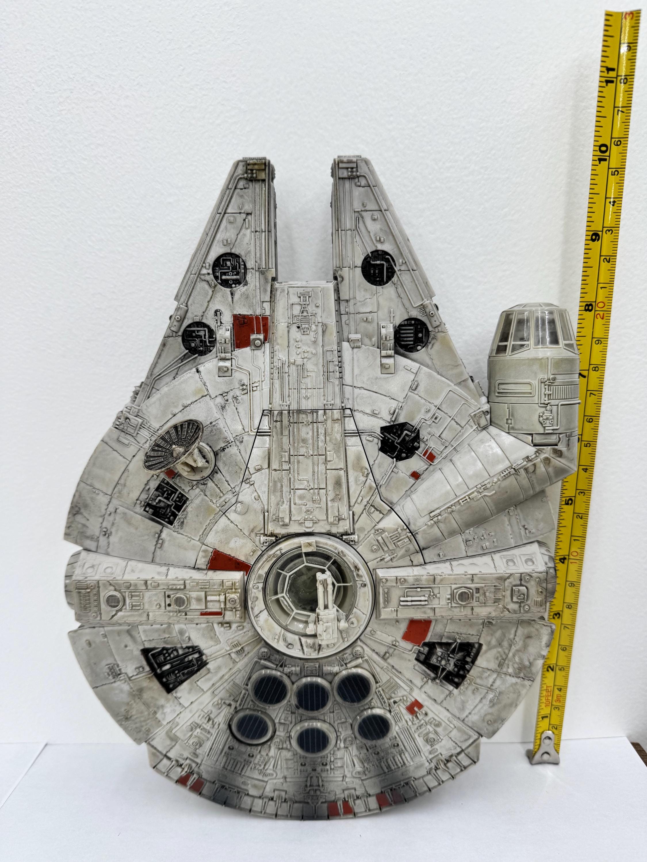 Millennium Falcon Floating Aquarium Decor - Etsy