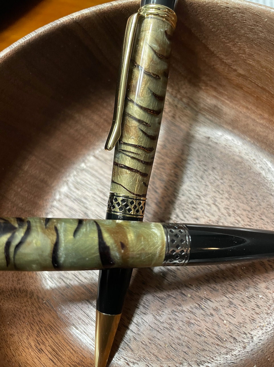 Custom Pine Cone and Resin Tiger Stripes mesa Ink Pen - Etsy