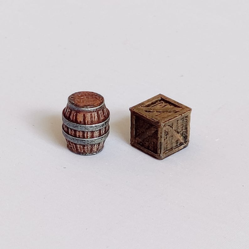 Small Barrels & Crates Dungeons and Dragons Fantasy Miniature Tabletop ...