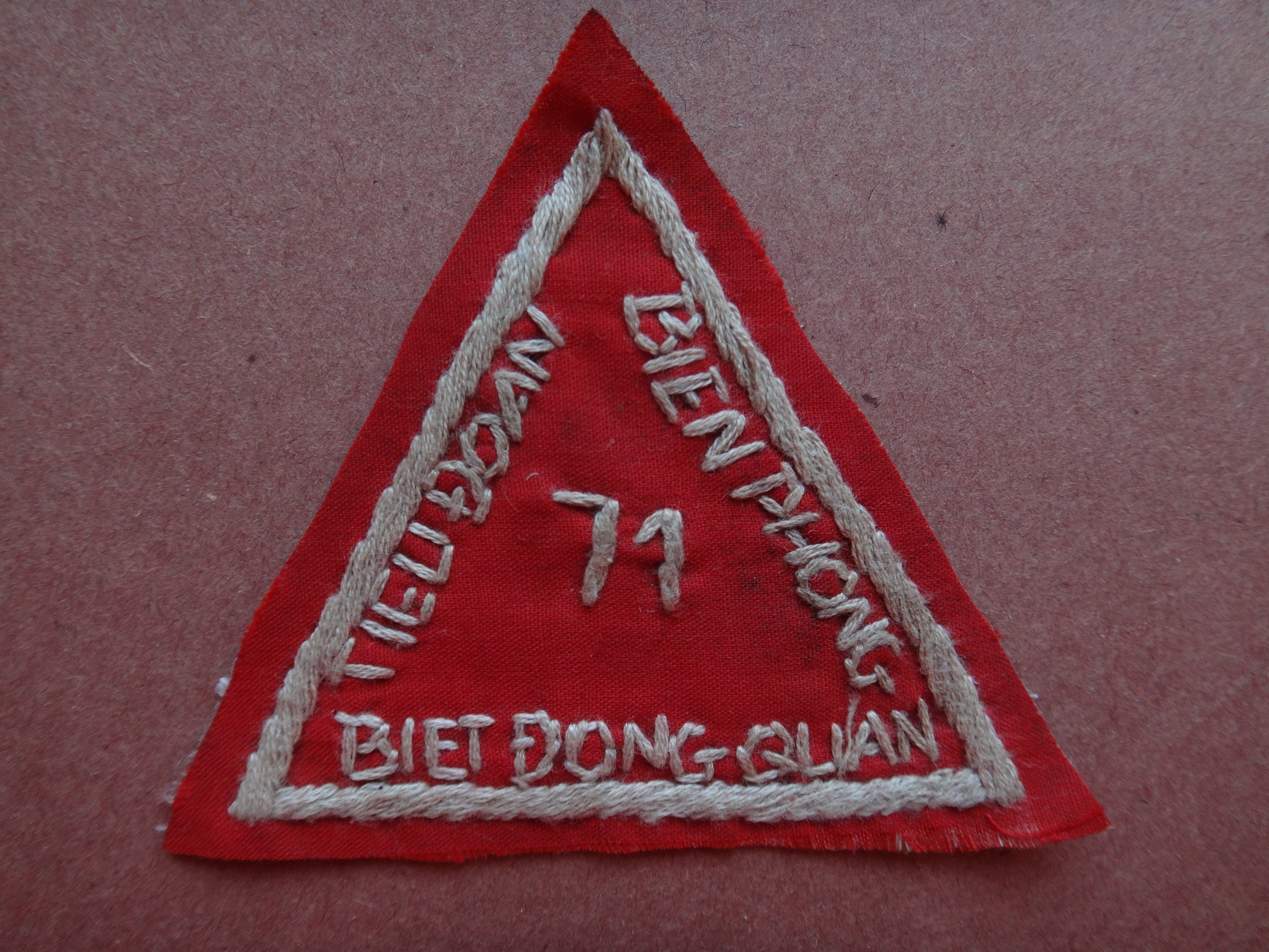 Vietnam War Hand Made Cloth Patch ARVN 71st Ranger Border Defense ...