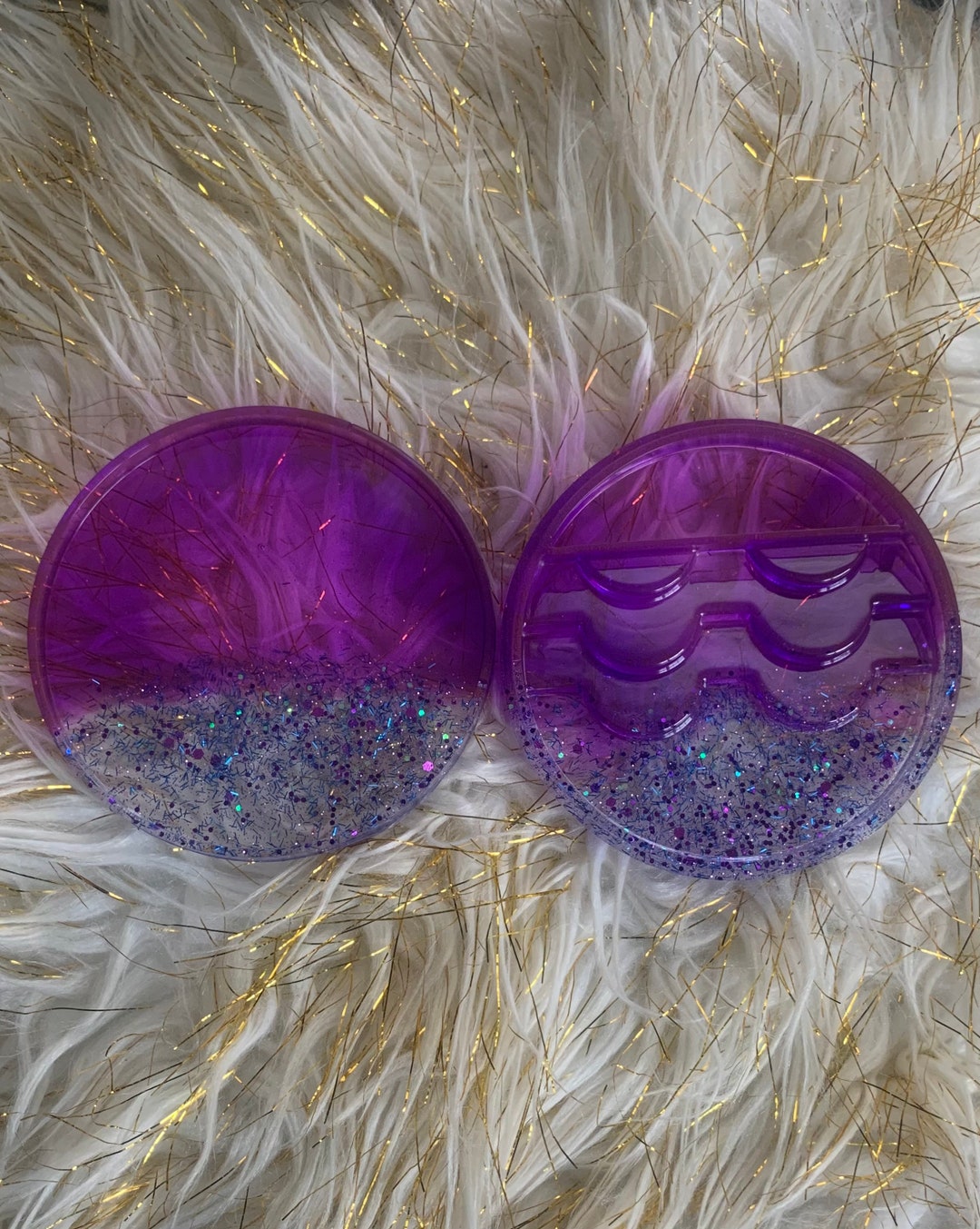 Resin Elegance: Custom-made Eyelash Case for Glamorous Lashes - Etsy