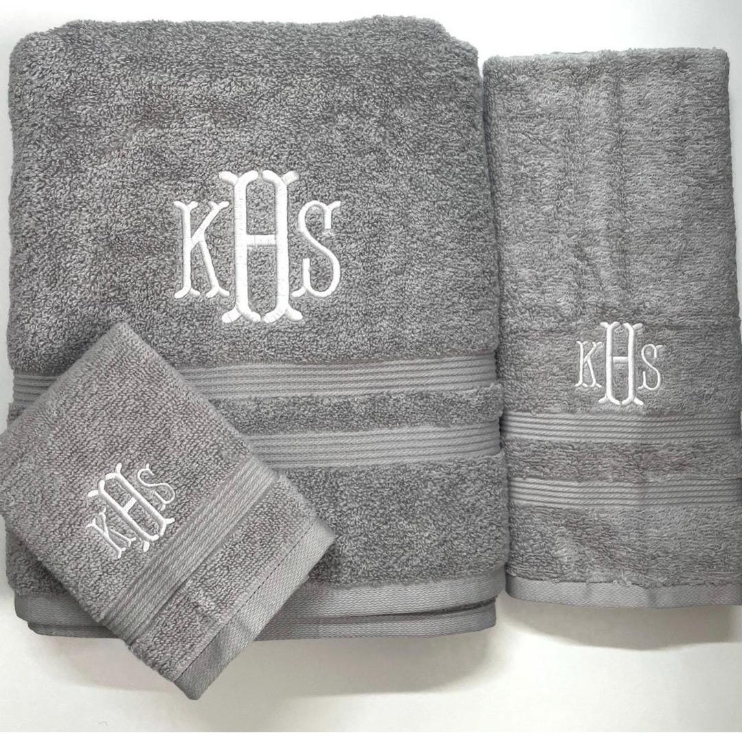 Personalized Bath Towel Set, Monogram Towel Set, Custom Embroidered ...