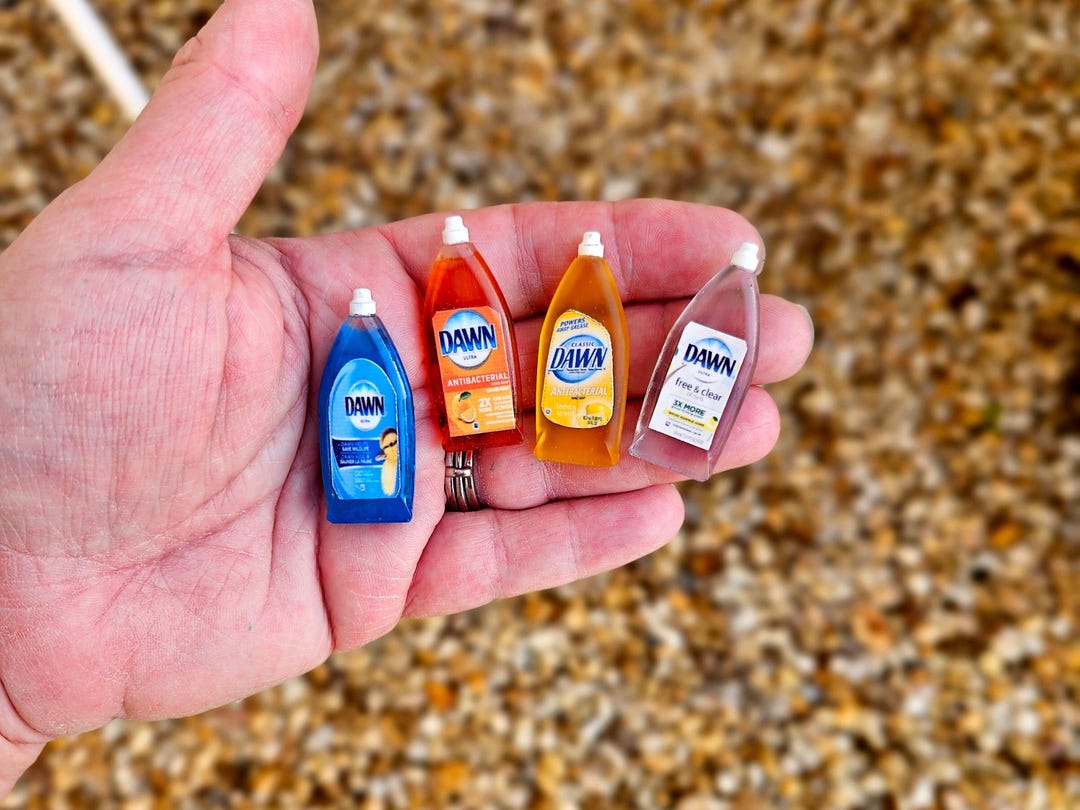 Mini Dish Soap, 1:6 Scale Dish Soap, 1/12 Scale Soap Bottle - Etsy