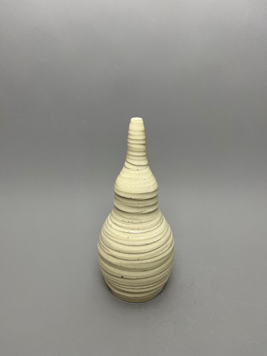 Vase 02 - Etsy