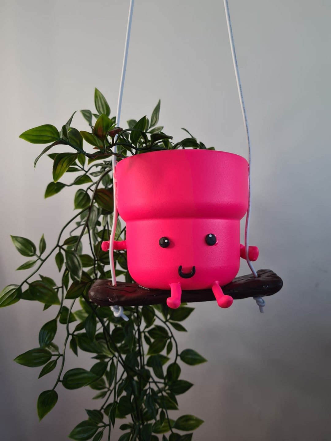 Cute Plain Colour Character Hanging Planters Indoor or Outdoor Hanging ...