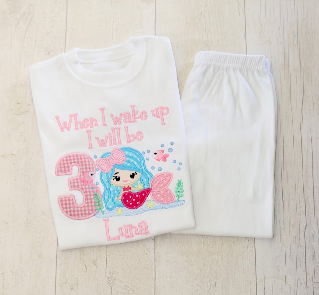 Ensemble danniversaire de sirène Ensemble blanc personnalisé Sous la ...