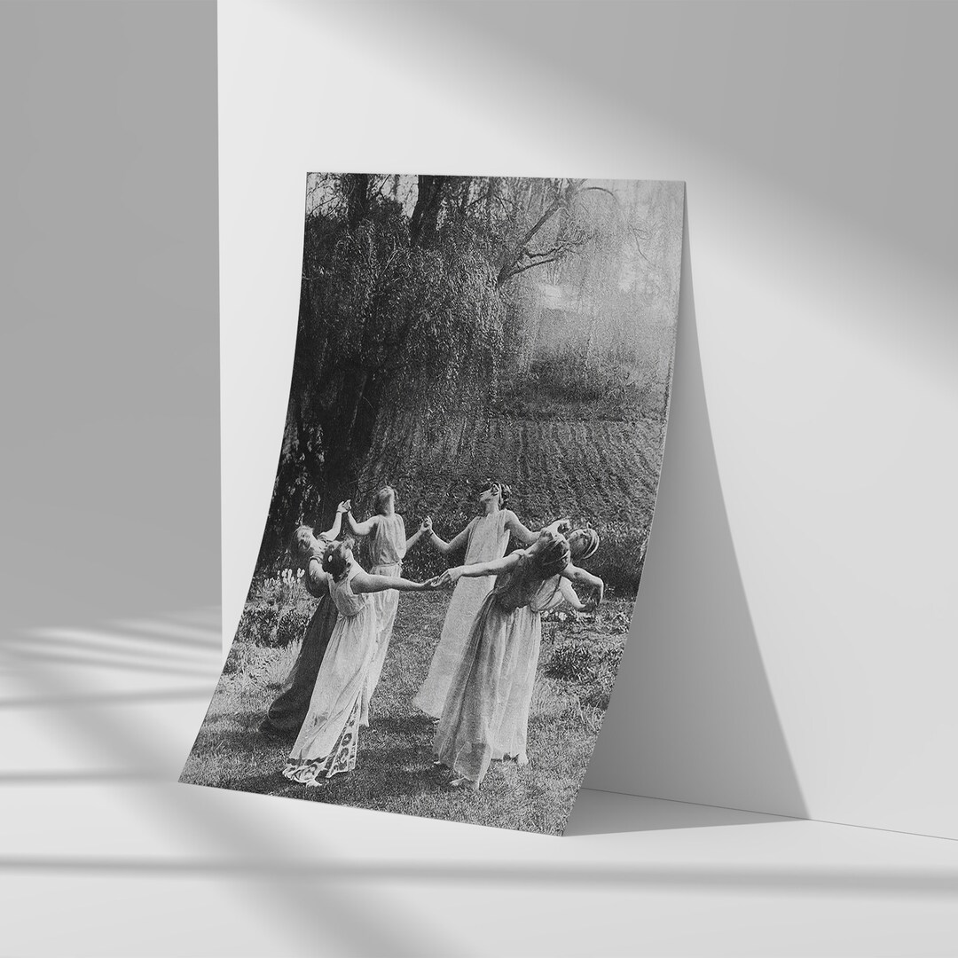 Wiccan Decor, Witch Coven, Creepy Scary Vintage Picture Photo ...