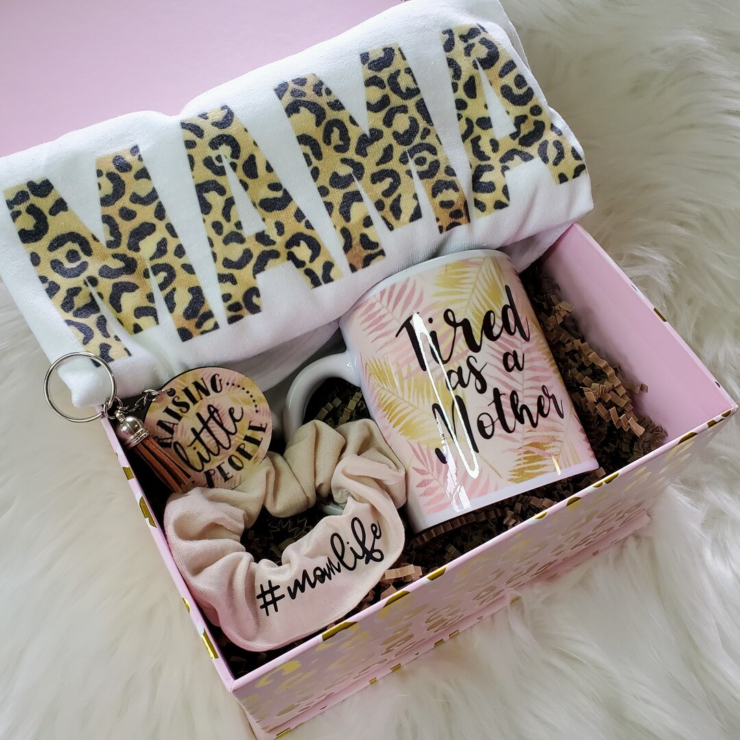 Mom Gift Box Personalized Custom Set Mama Shirt Keychain Mug Glass ...
