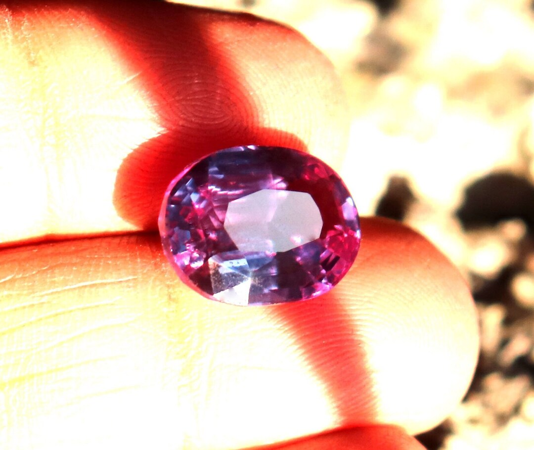 Beautiful Color Changing Alexandrite Stone AAA Top Quality Genuine ...