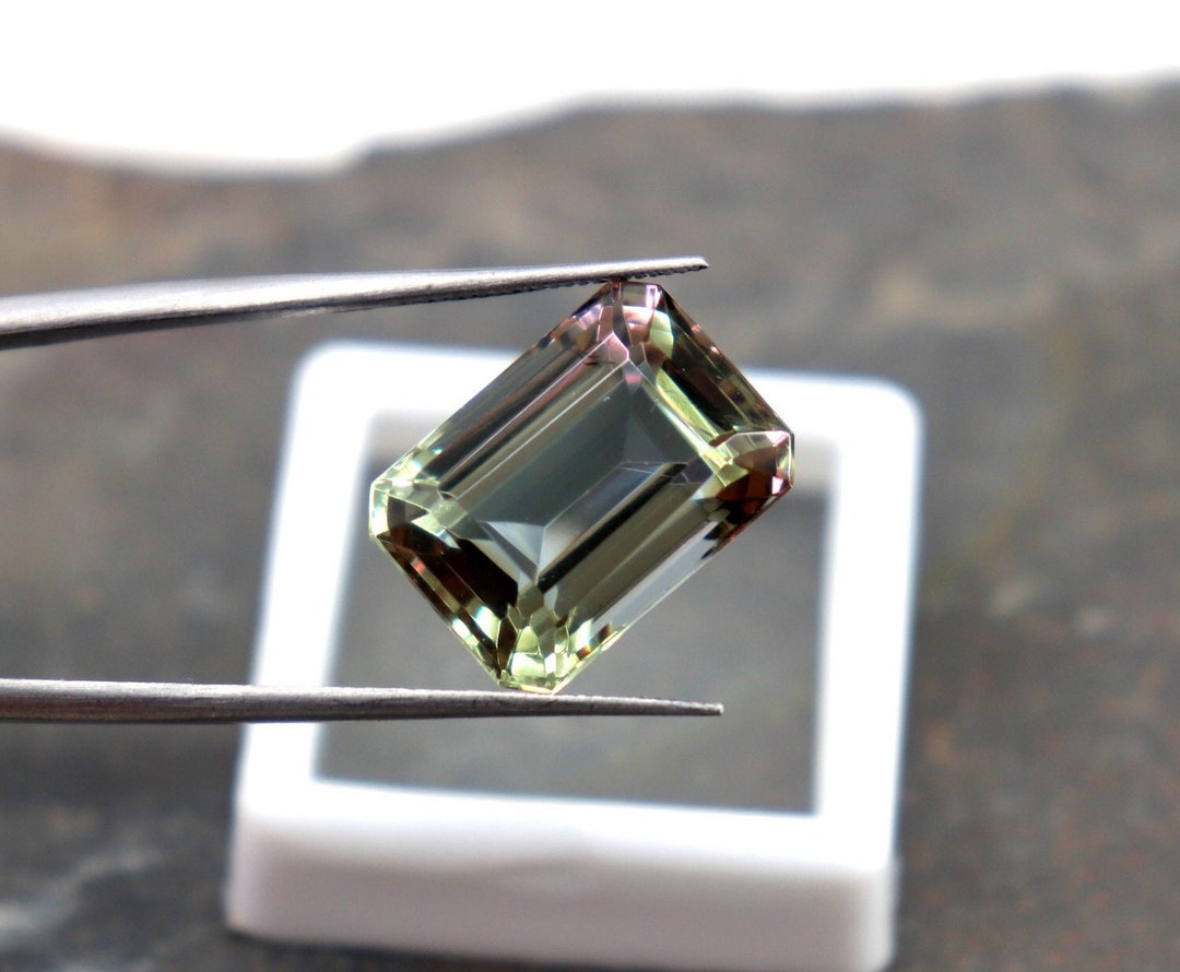 12CT Excellent Emerald Cut Alexandrite Gemstone Unheated Untreated ...