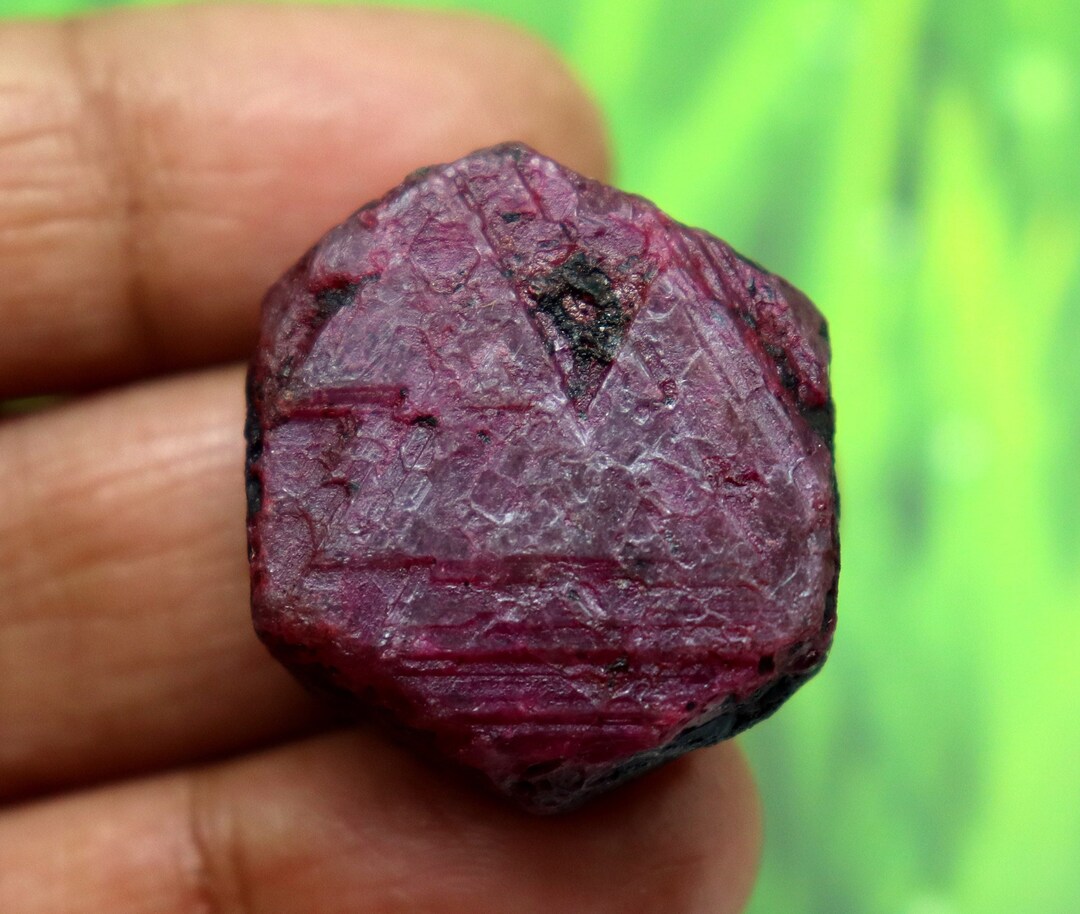 Earthmined Raw Rough Ruby Gemstone Rough Chunk Red Ruby From Burma 110 ...