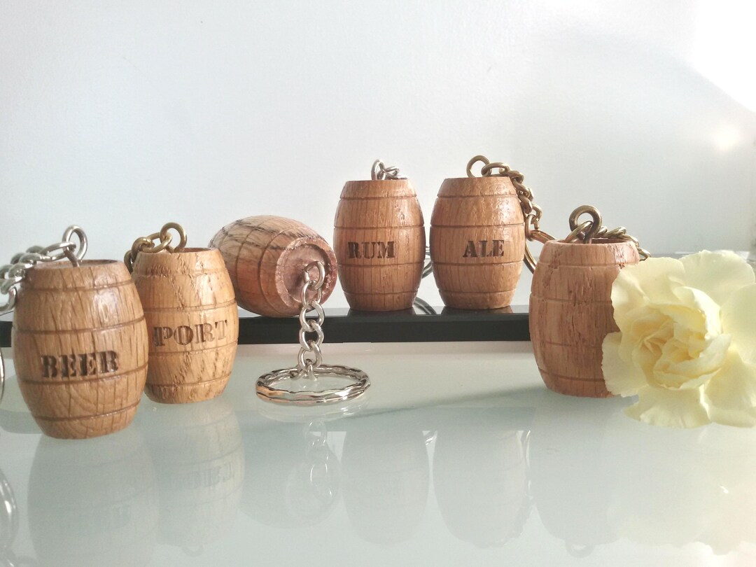 Personalised Wooden Barrel Keyring Wood Oak Rustic, Plain, Spices, Rum ...