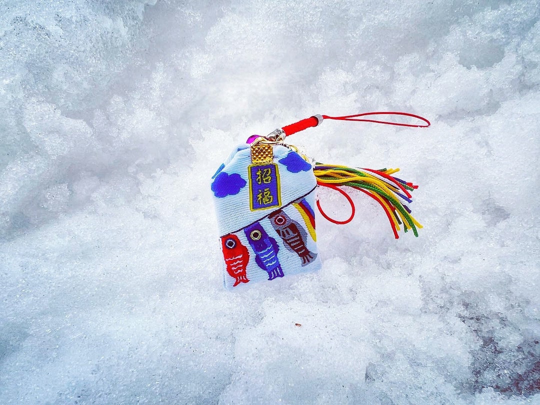 Lucky OMAMORI Japanese Amulet Bell Charm Pray for Better Luck Winter ...
