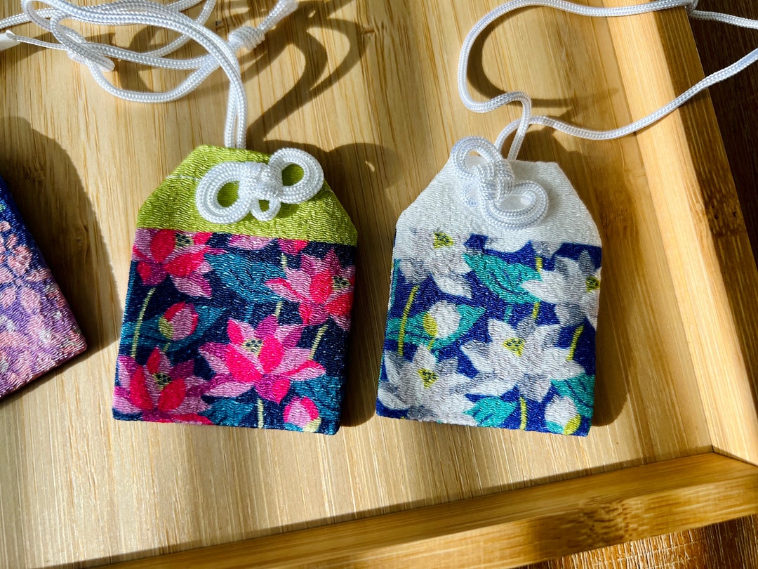 Amulet Bag | Japanese Omamori | Made of Traditional Japanese Cloth ...