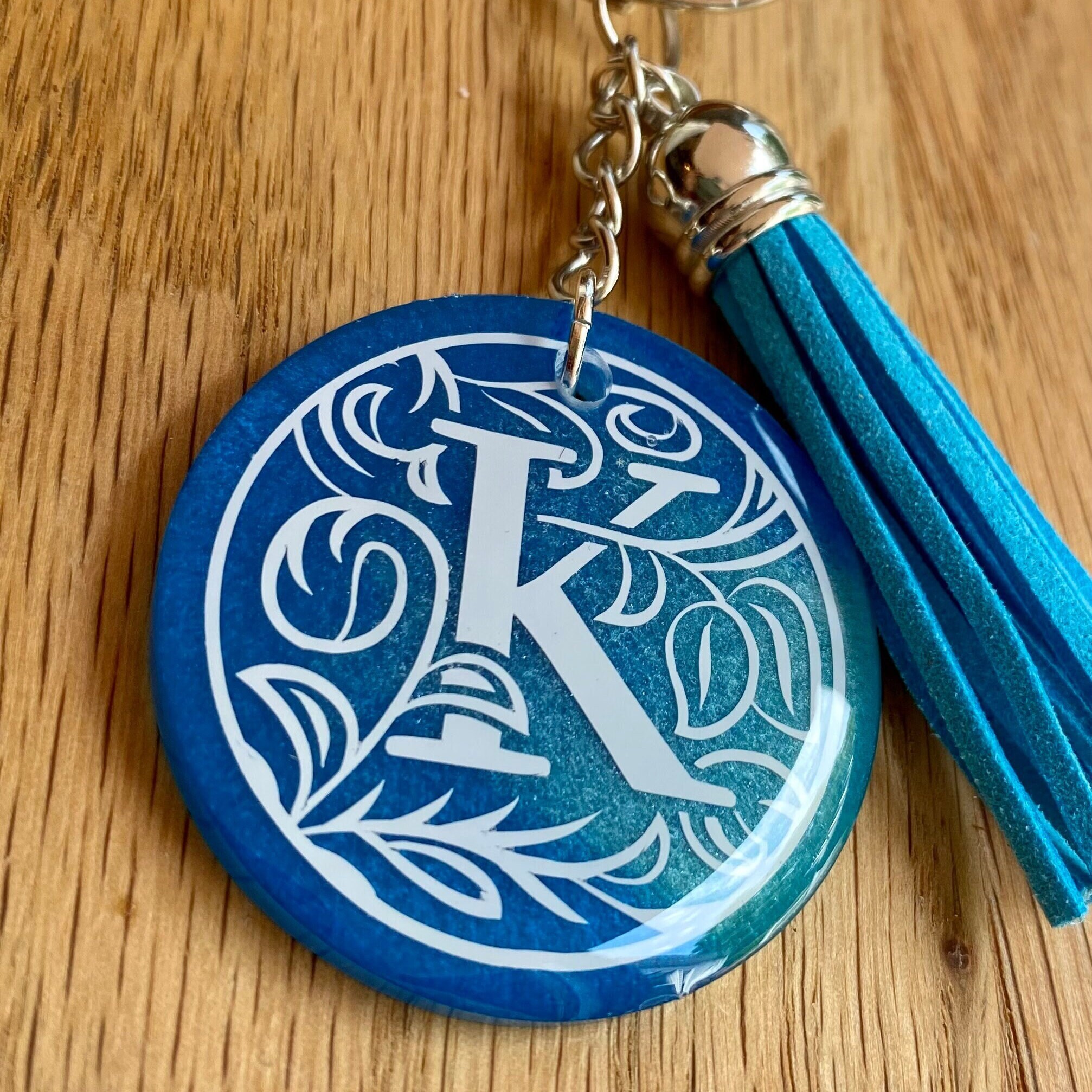 Round Resin Alphabet Letter K Keychain - Etsy