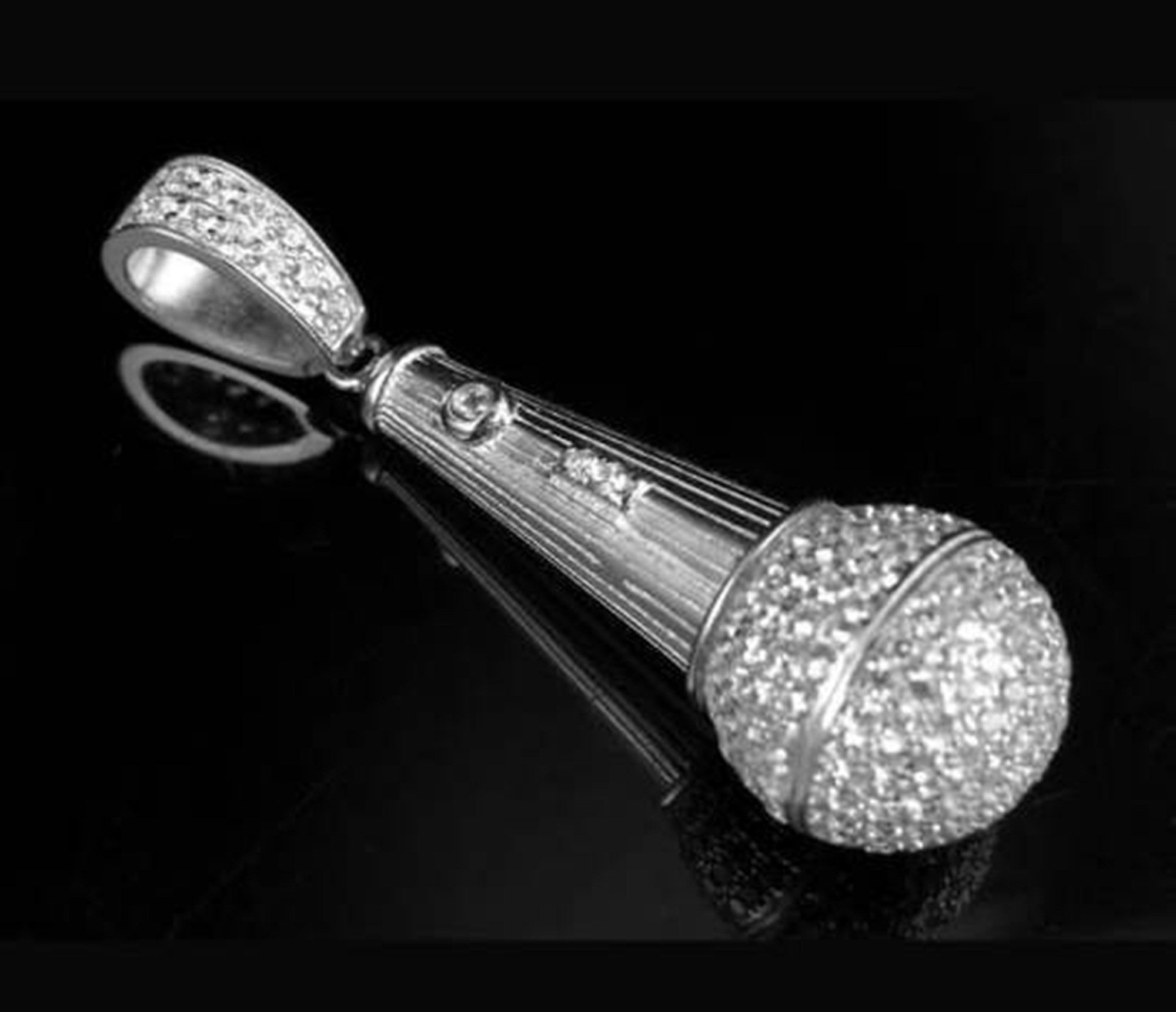 Microphone Pendant, Round Moissanite Diamond Hip Hop Men's Pendant, Mic ...