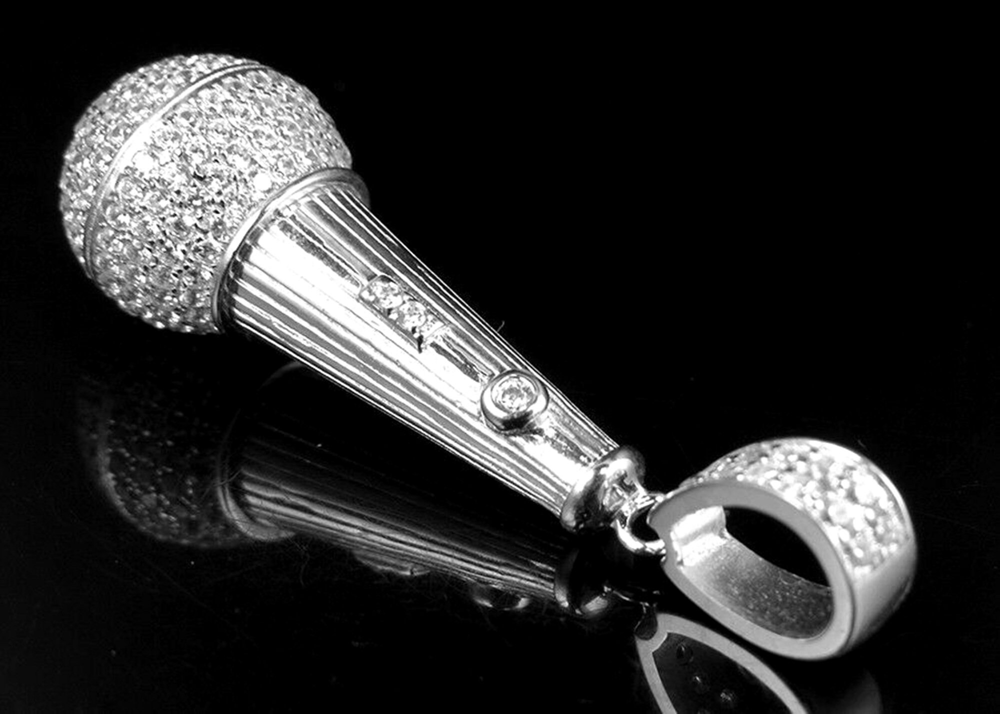 Microphone Pendant, Round Moissanite Diamond Hip Hop Men's Pendant, Mic ...