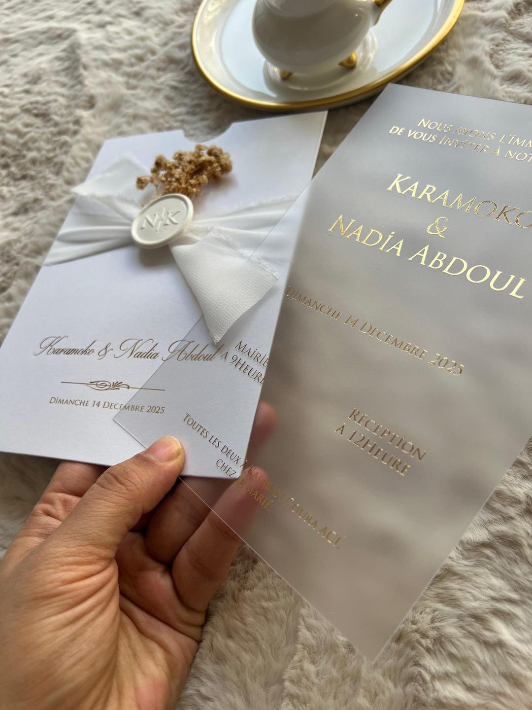 Frosted Acrylic Wedding Invitation Set With Wax Seal & Dried Flowers ...