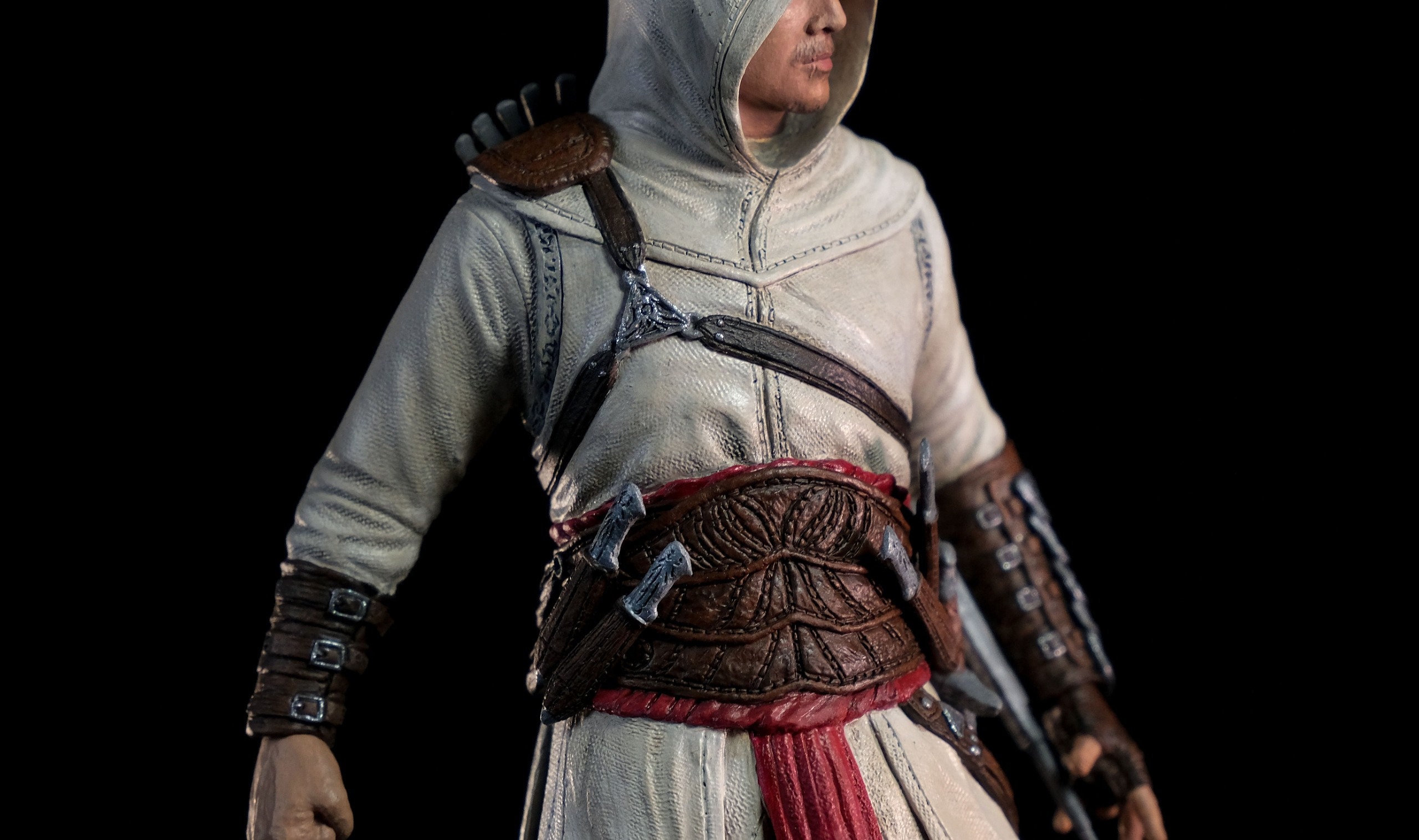 Assassin's Creed Altair Statue - Etsy