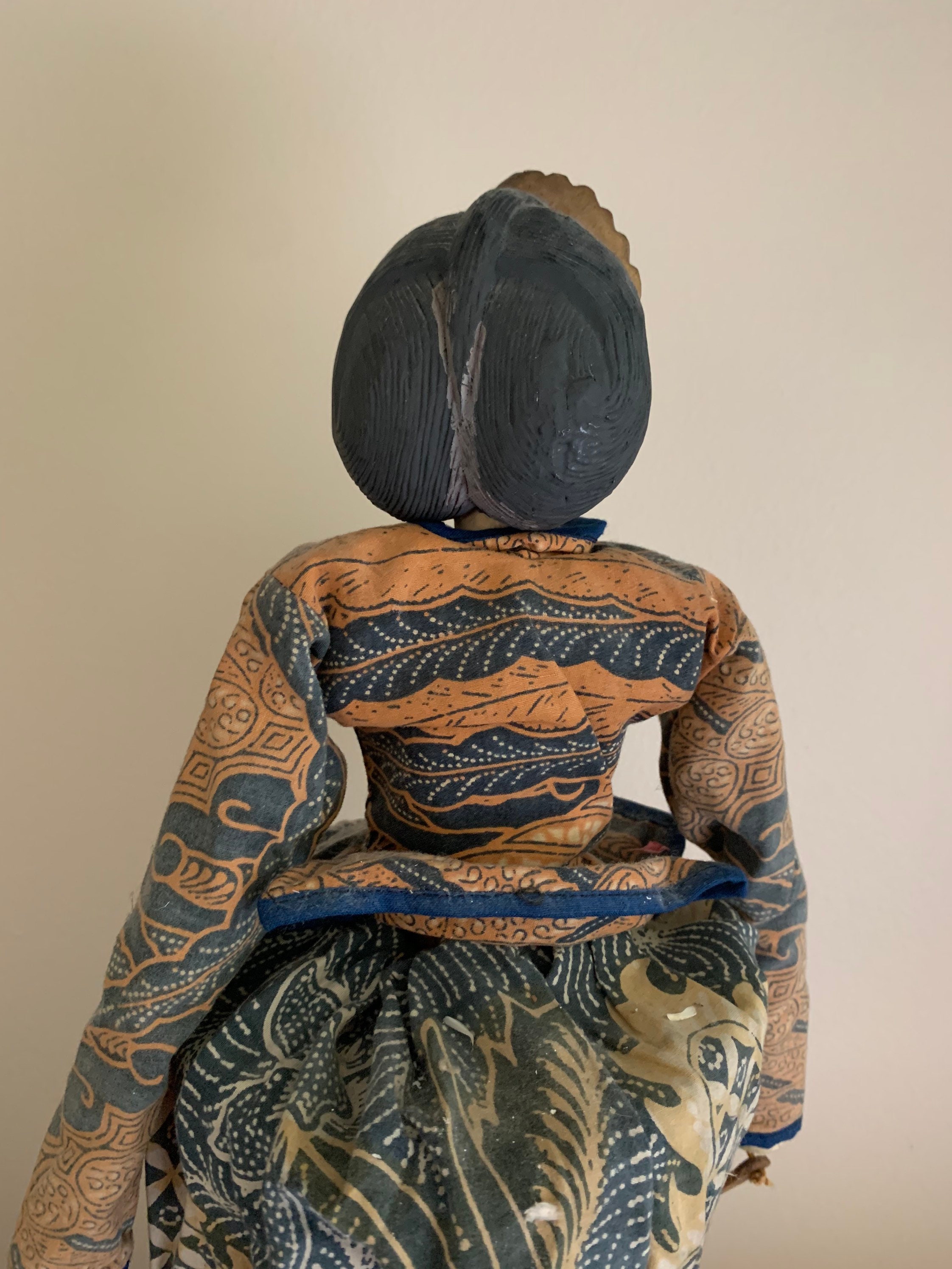 Vintage Indonesian Wayang Golek Painted Wood Lady Hand Puppet Batik ...